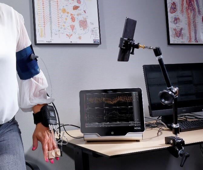 为什么选择 cNIBP 的容积夹技术而不是其它方法 | ADInstruments